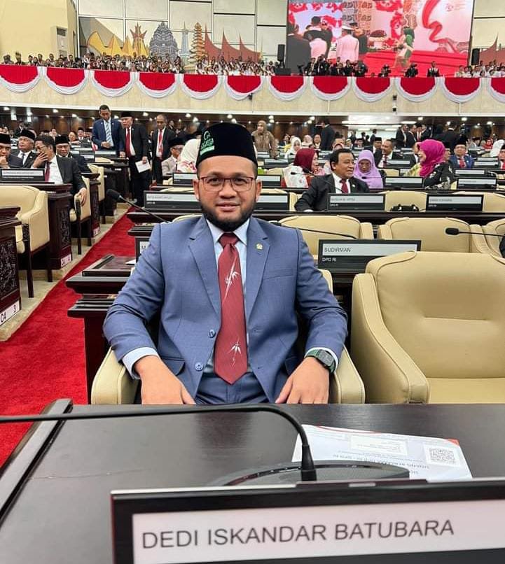 Ketua PW Al – Washliyah Sumut Dr. H. Dedi Iskandar Batubara Dilantik ...